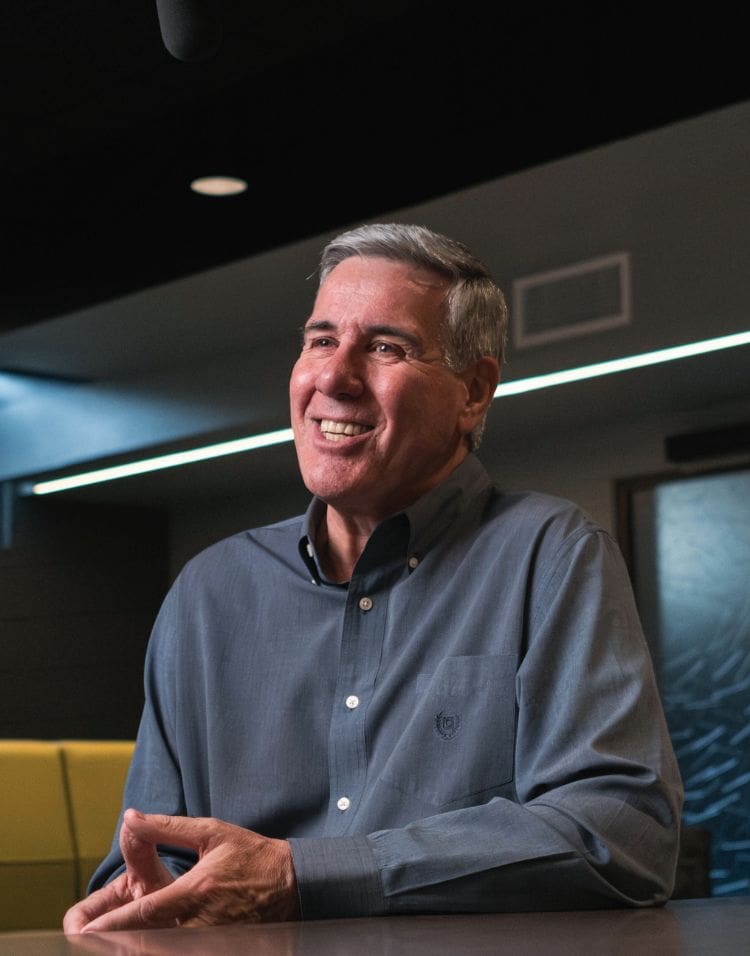 Abre la Biblia - Predicas cristianas por el Pastor Colin Smith